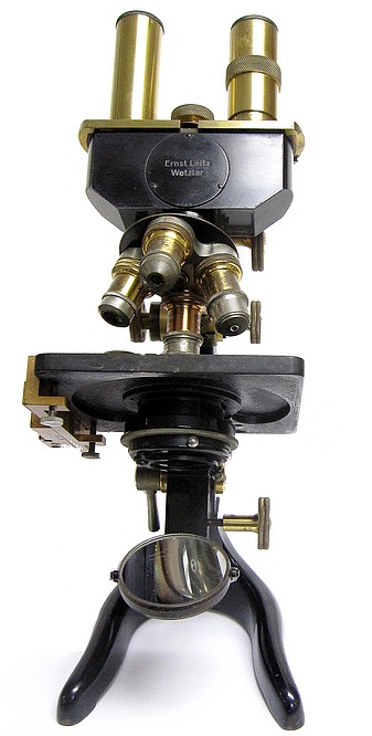 Ernst Leitz Wetzlar, No. 254206. Binocular microscope model LBMS. c. 1927